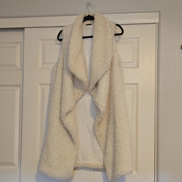 Mango | Jackets & Coats | Mango Cream Openfront Teddy Vest | Poshmark